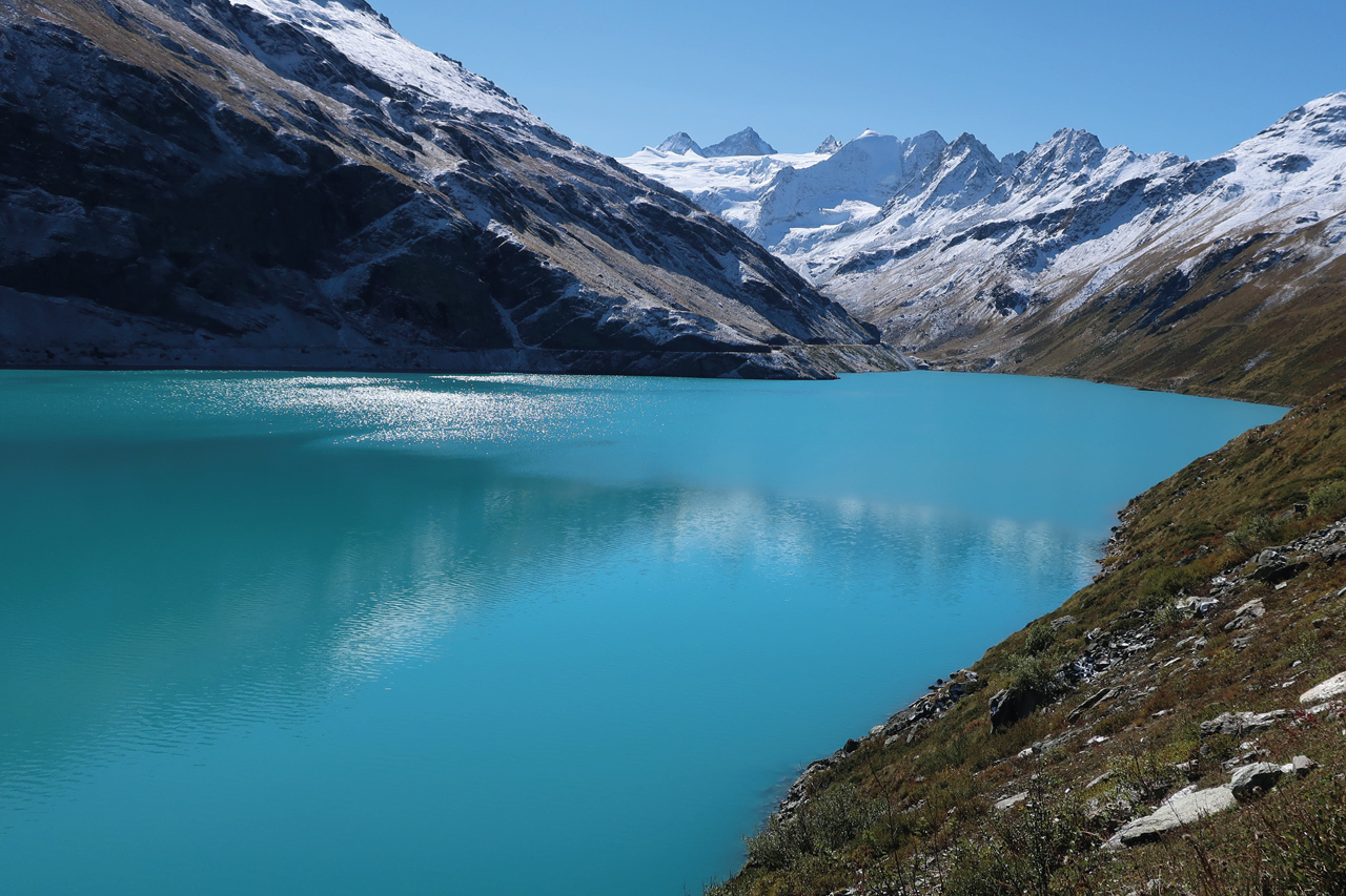 Randonnée alpine autour du Lac de Moiry Bächli Sports de Montagne